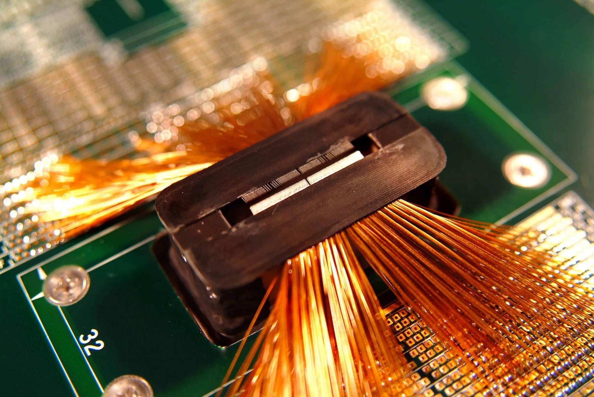 Cantilever Probe Card - for Gold Bump and Pad Wafer Testing